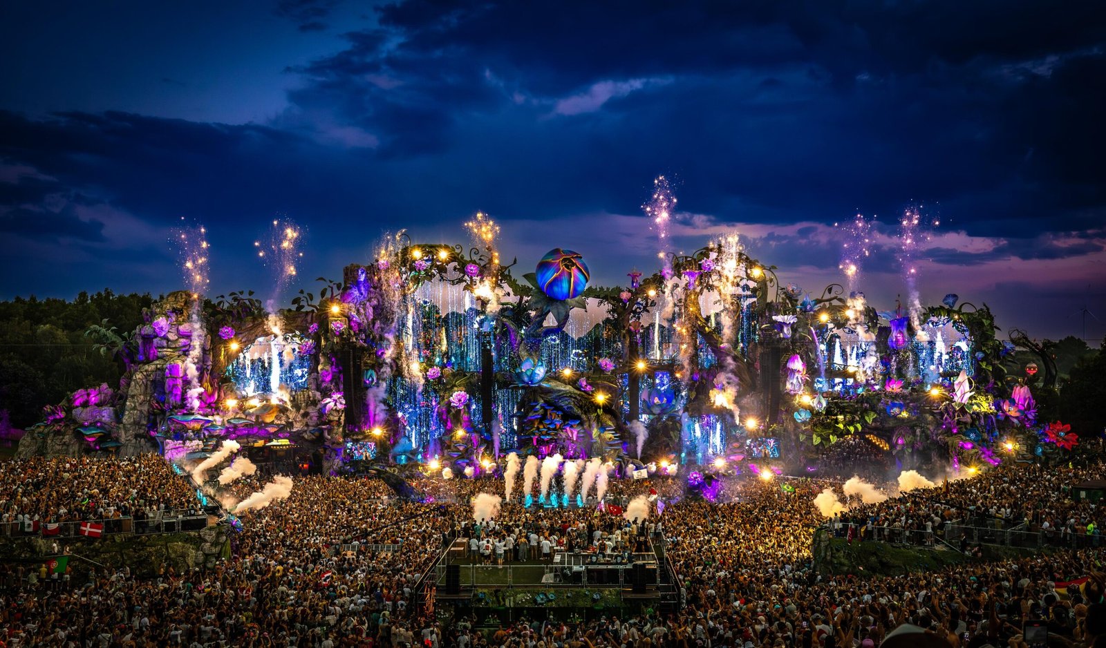 ORBYZ: La nueva temática para Tomorrowland 2025 - Majo Montemayor